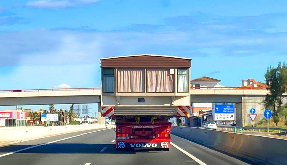 Transporte de casas prefabricadas - Gruas Cano